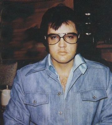 ElvisToday.com - Candids